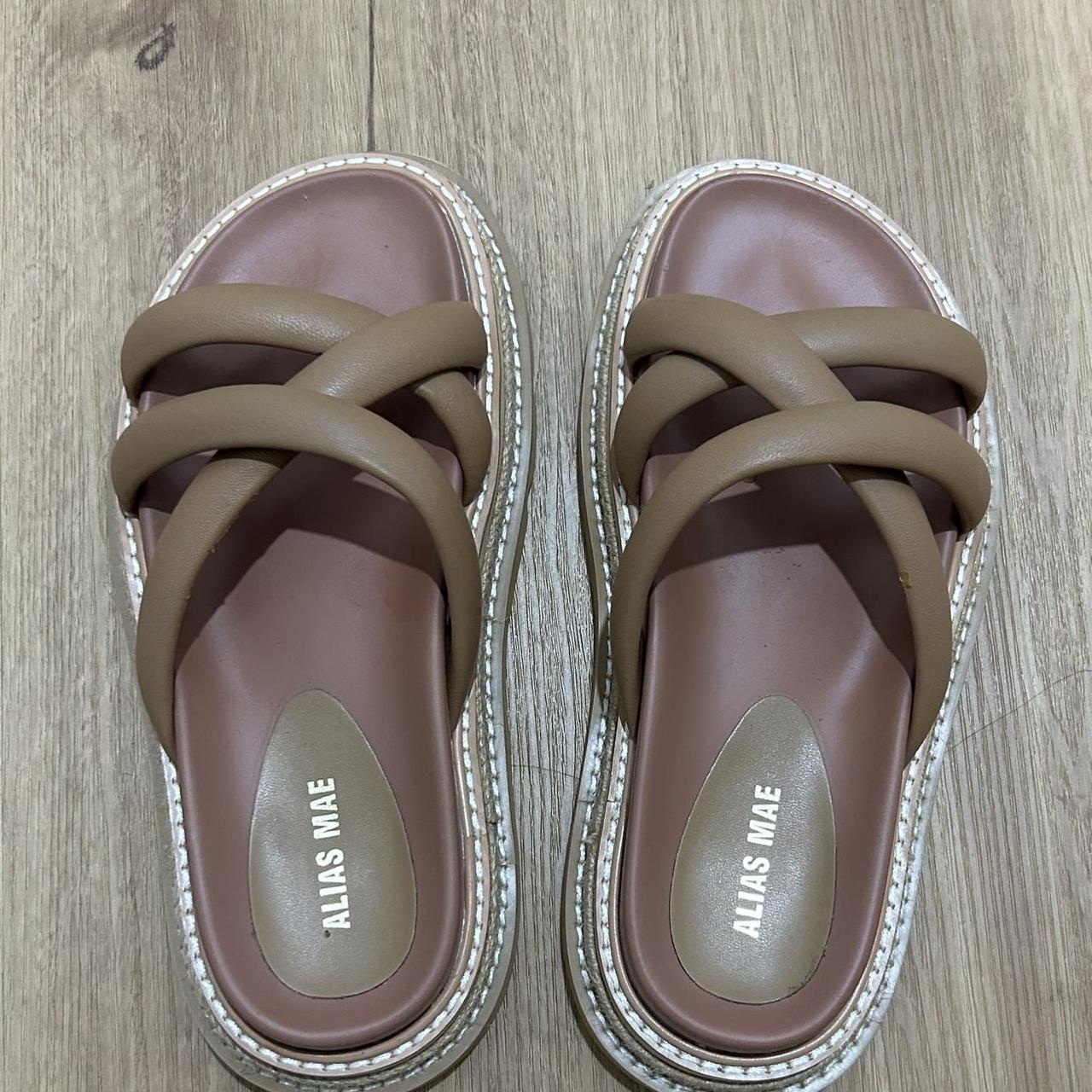 Alias Mae Verity Flats Size 38EU (UK5.5) in colour... - Depop