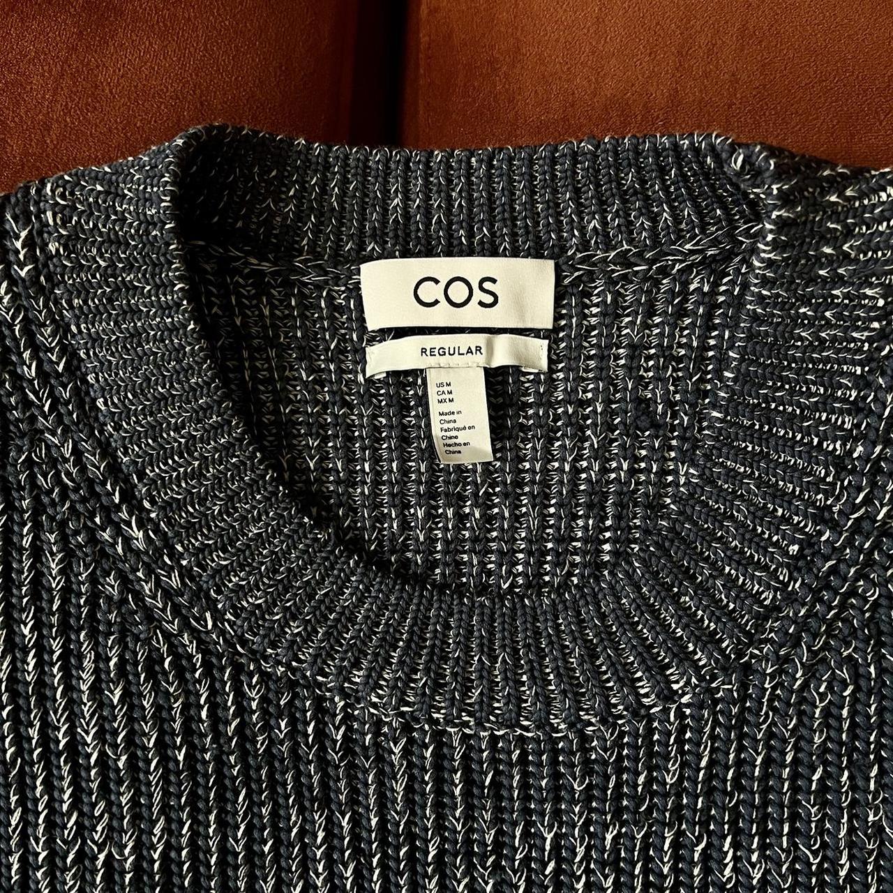 COS Men's Blue and White Jumper | Depop