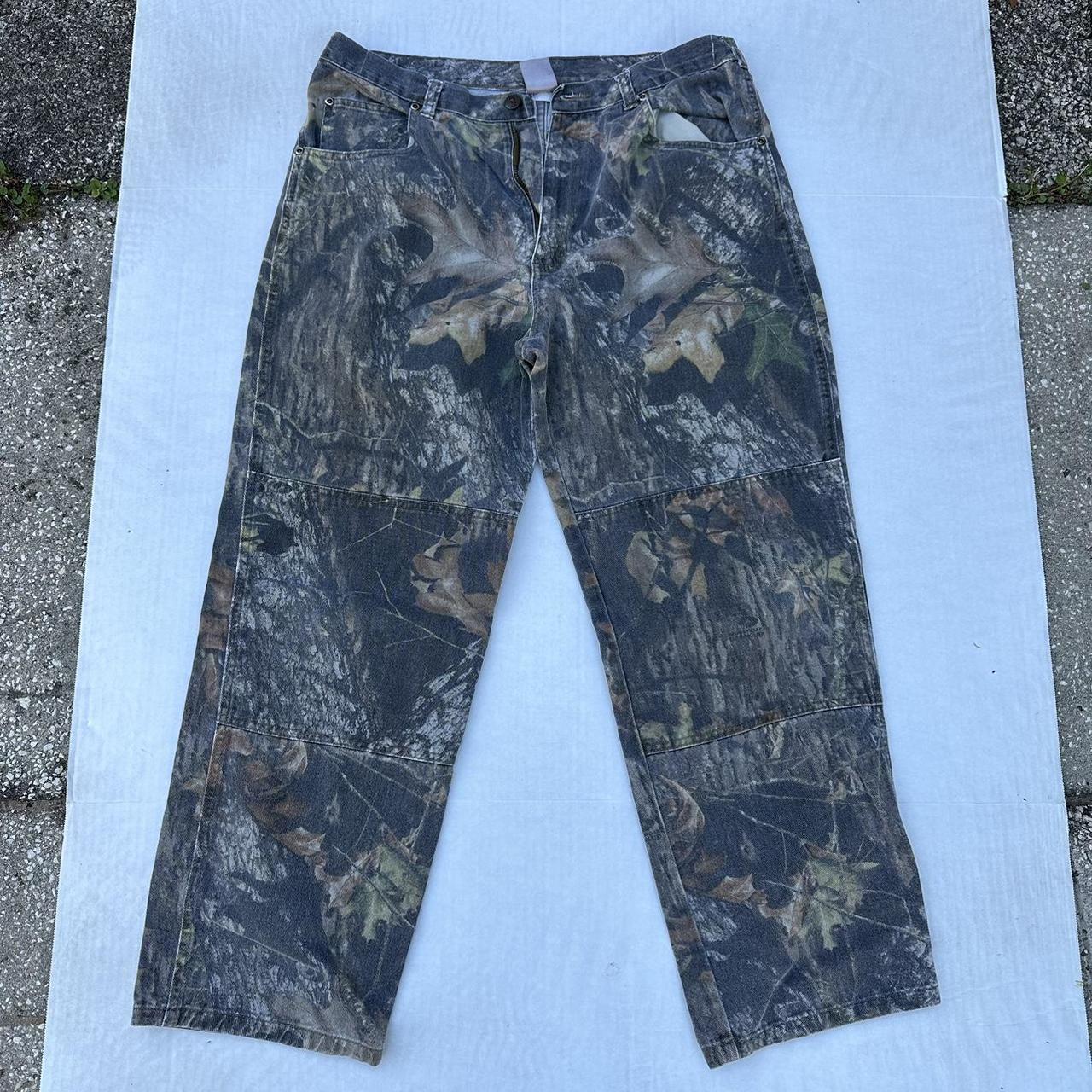 Realtree Men's Green and Brown Jeans | Depop