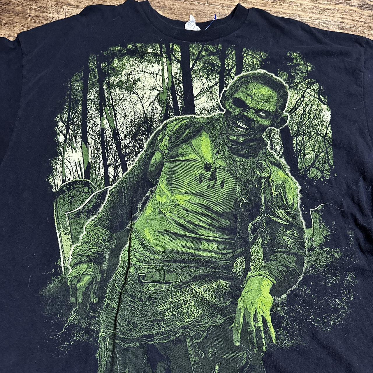 Y2K Zombie tee Offer Super dope Tagged 3XL but fits... - Depop
