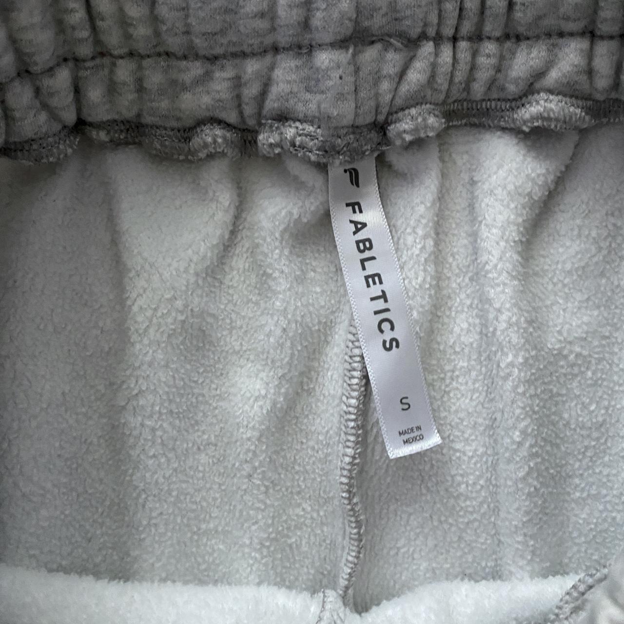 FABLETICS GREY SWEATS •super soft and comfortable... - Depop