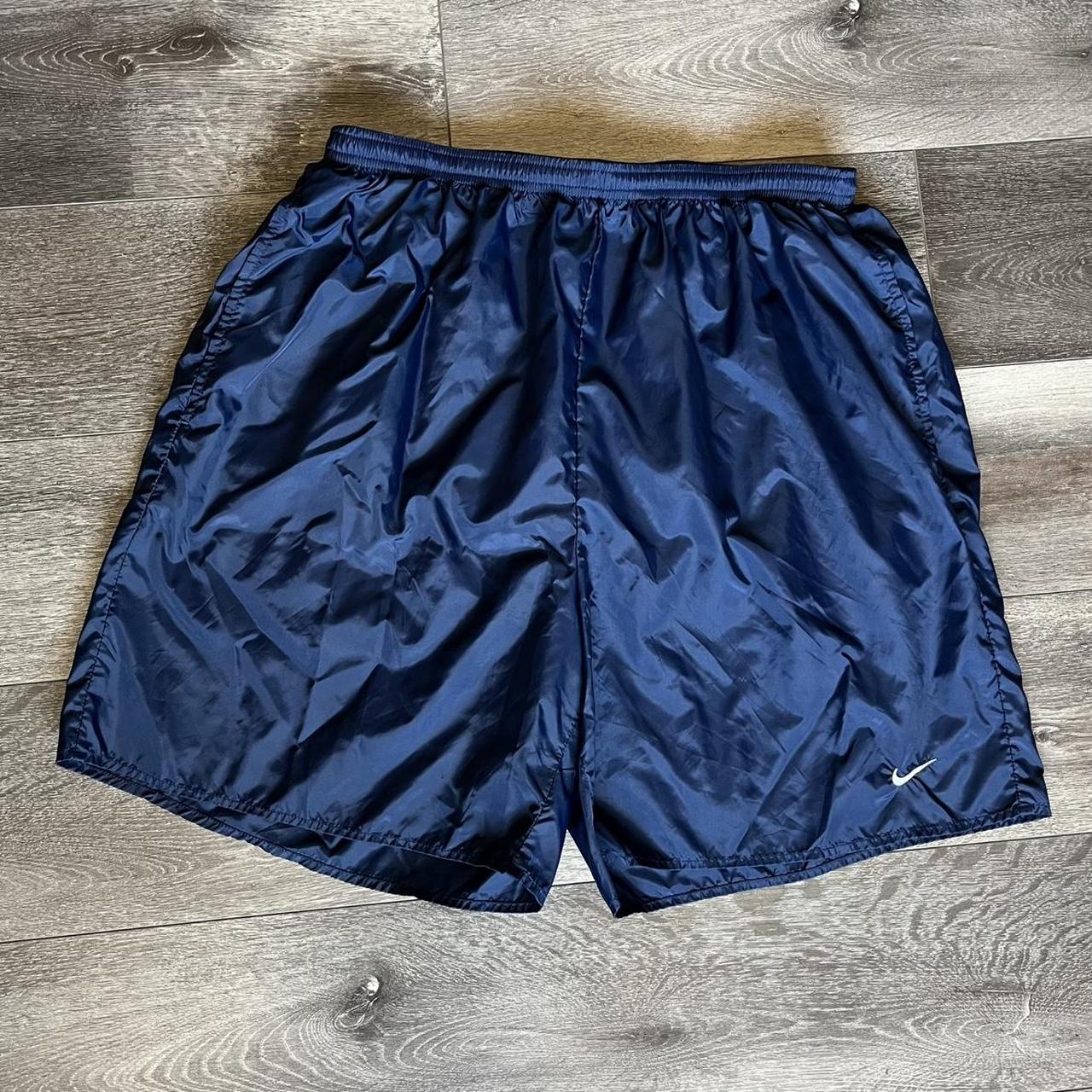 Vintage 2000s Nike Basic Swoosh Logo Nylon Board... | Depop