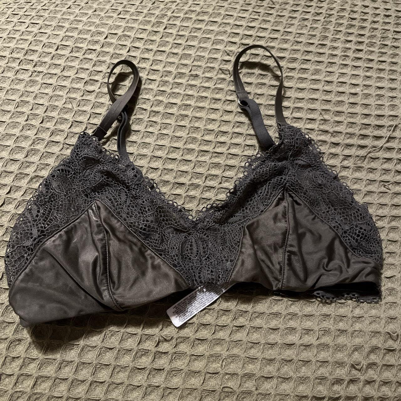 Wireless bralette - Depop