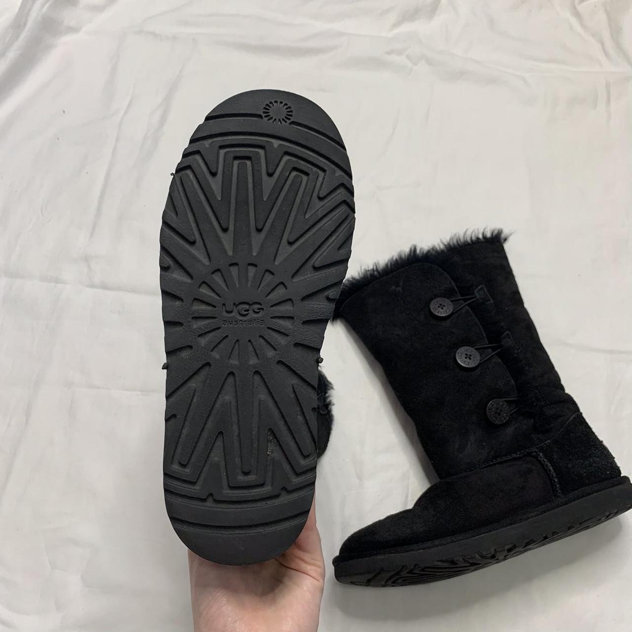 Vintage Y2K Black Side Button UGGS Size:... - Depop
