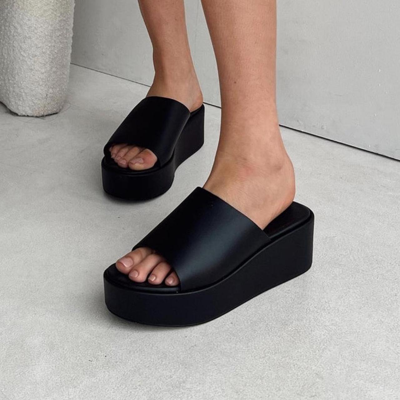 Princess Polly black platform sandals - Depop