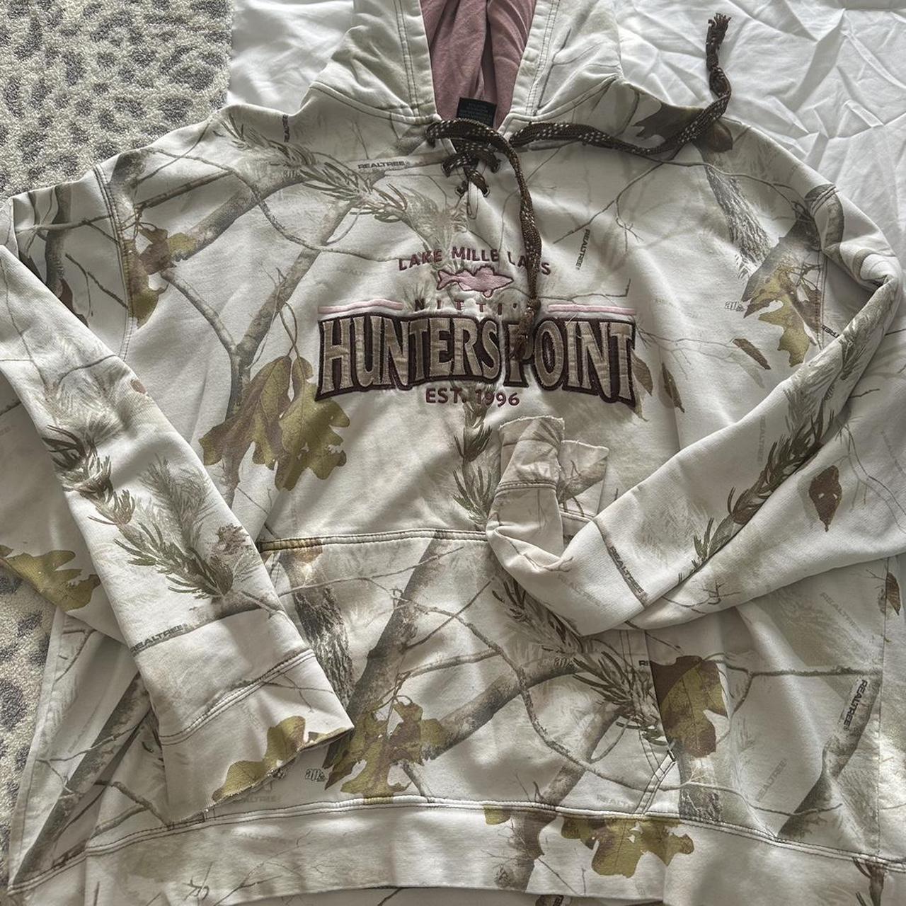 Vintage snow camo real tree hoodie - Depop