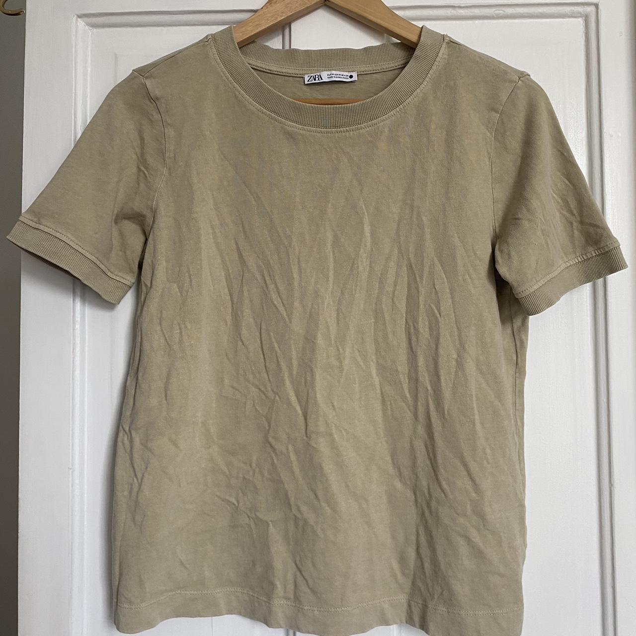 Beige zara tshirt Such a perfect fitting top just... - Depop