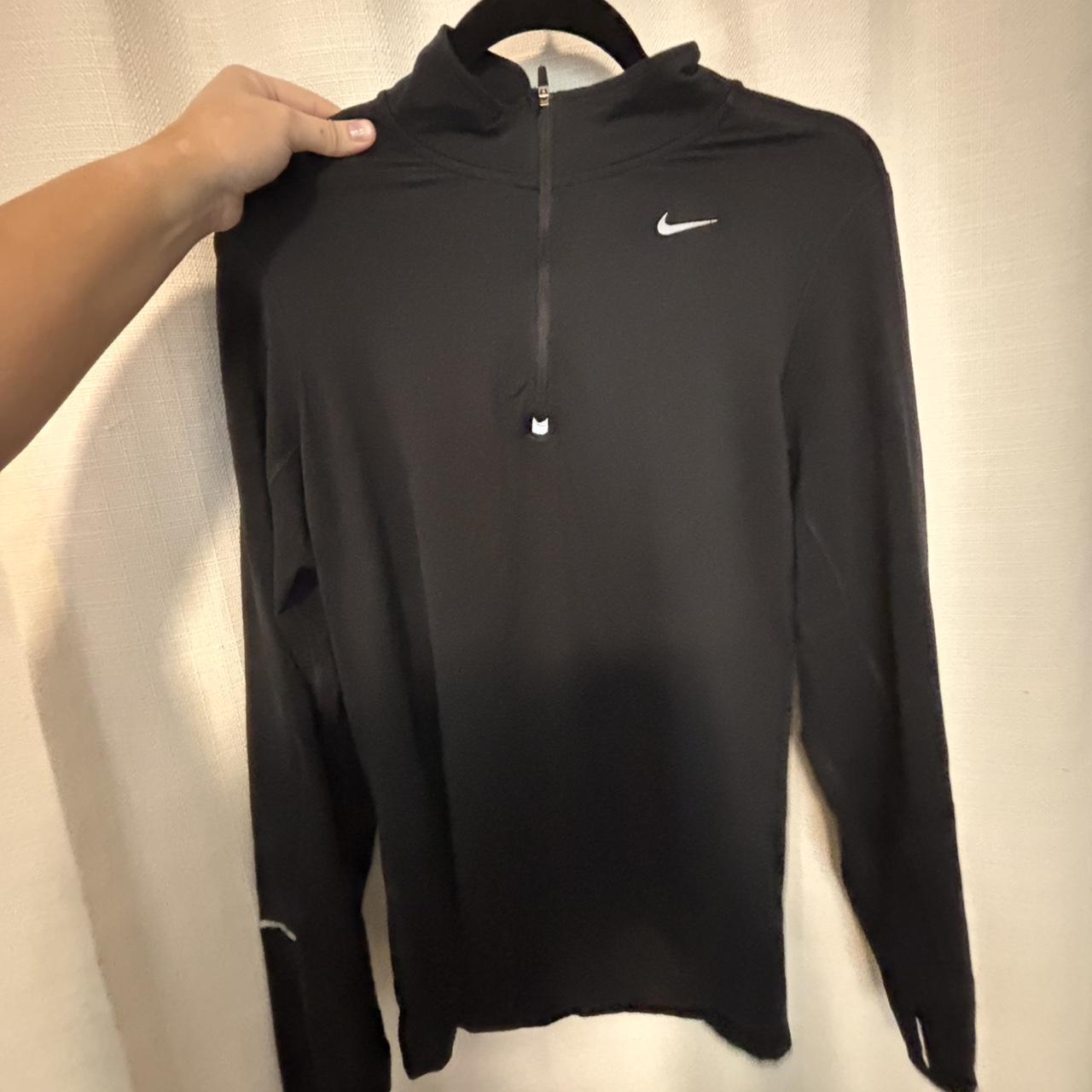 Nike workout jacket, thin so u can workout in it ... | Depop