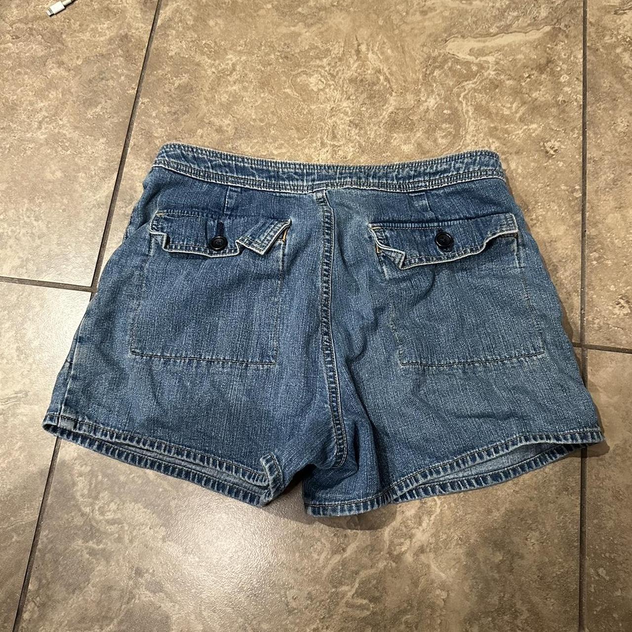 Women’s Medium Size 8 GAP Jean Shorts OPEN TO OFFERS - Depop