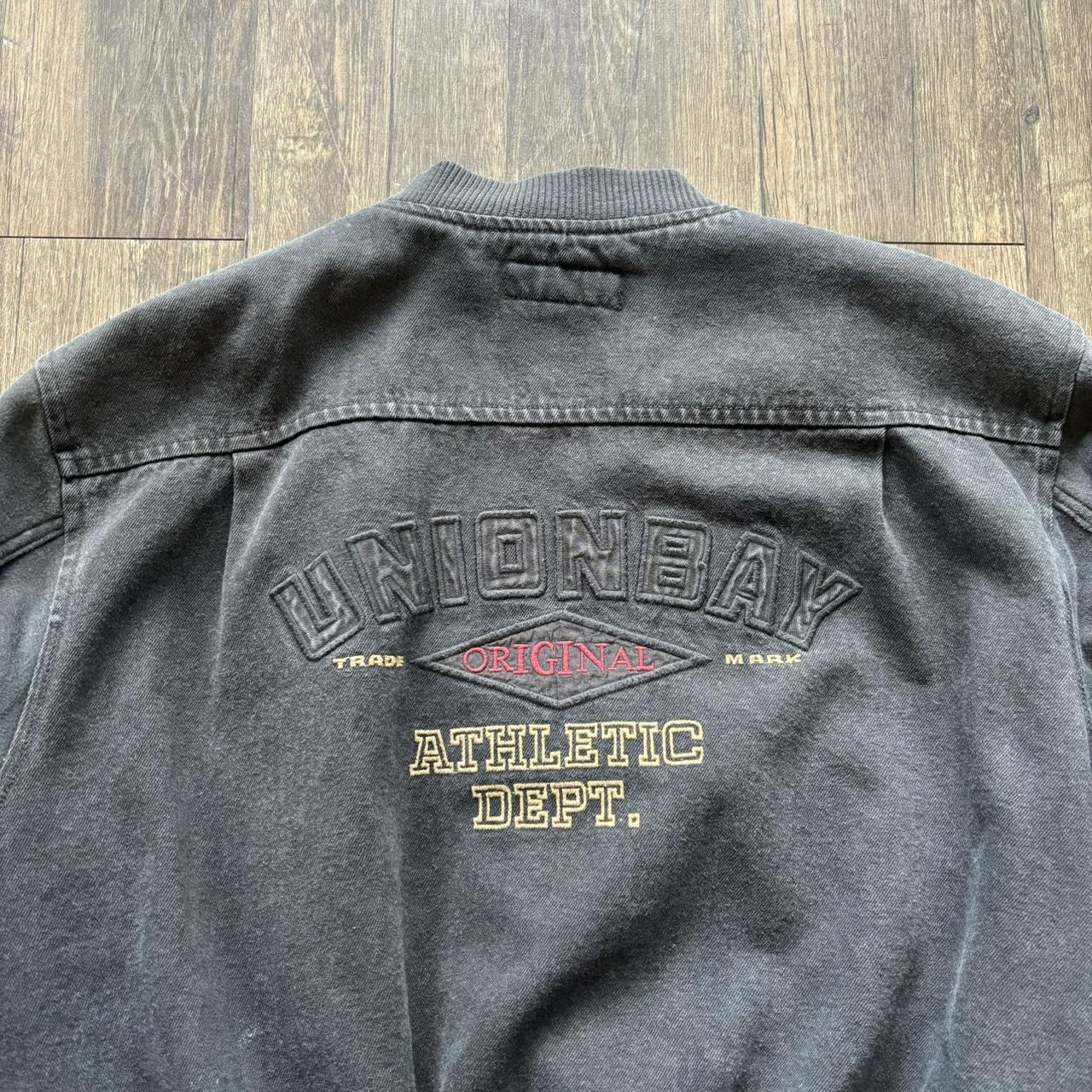 Unionbay y2k jacket -really clean essentials... - Depop