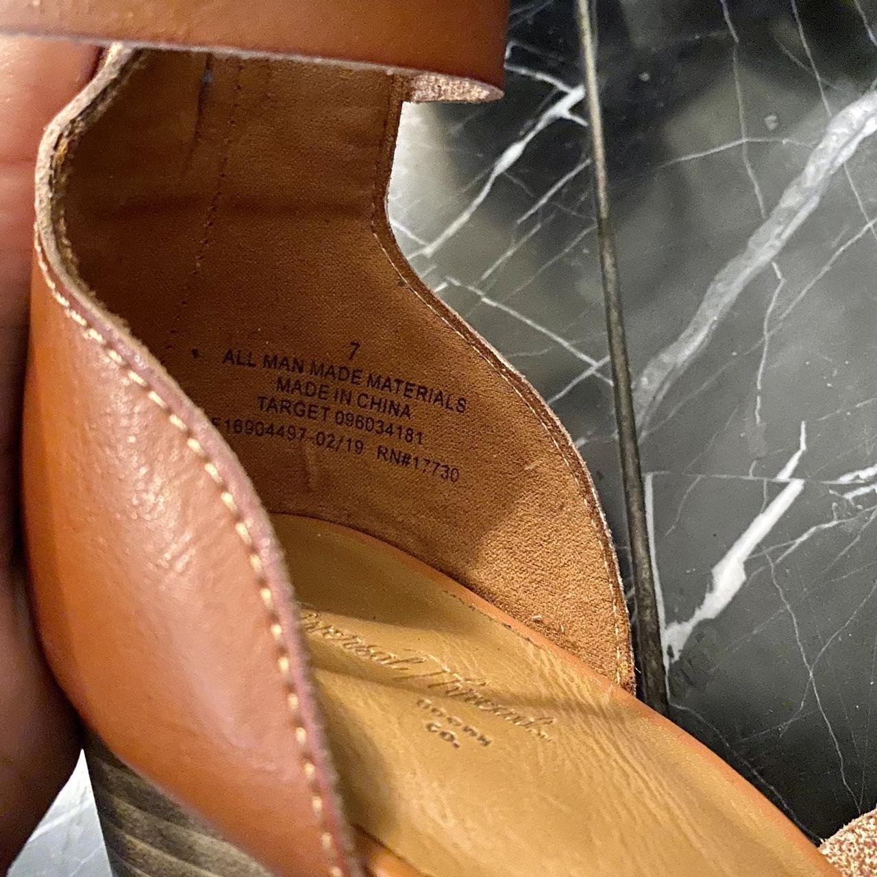 Universal Thread Women's Brown Sandals | Depop