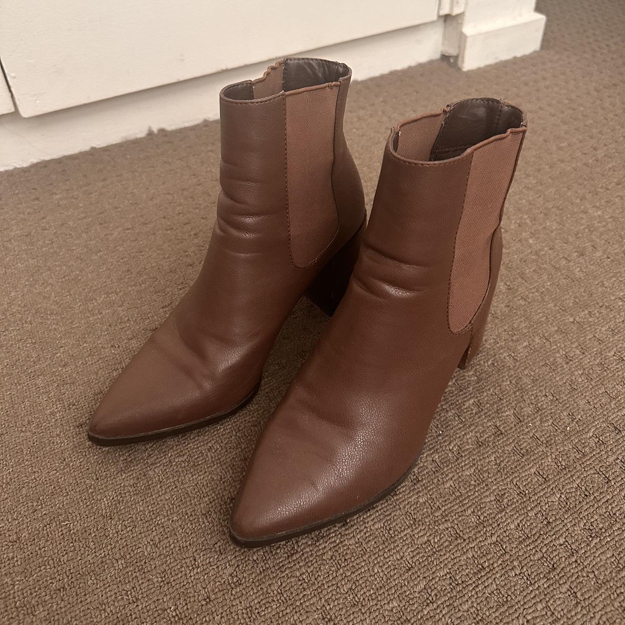 Brown Bellini boots size au8 Super cute and hardly... - Depop