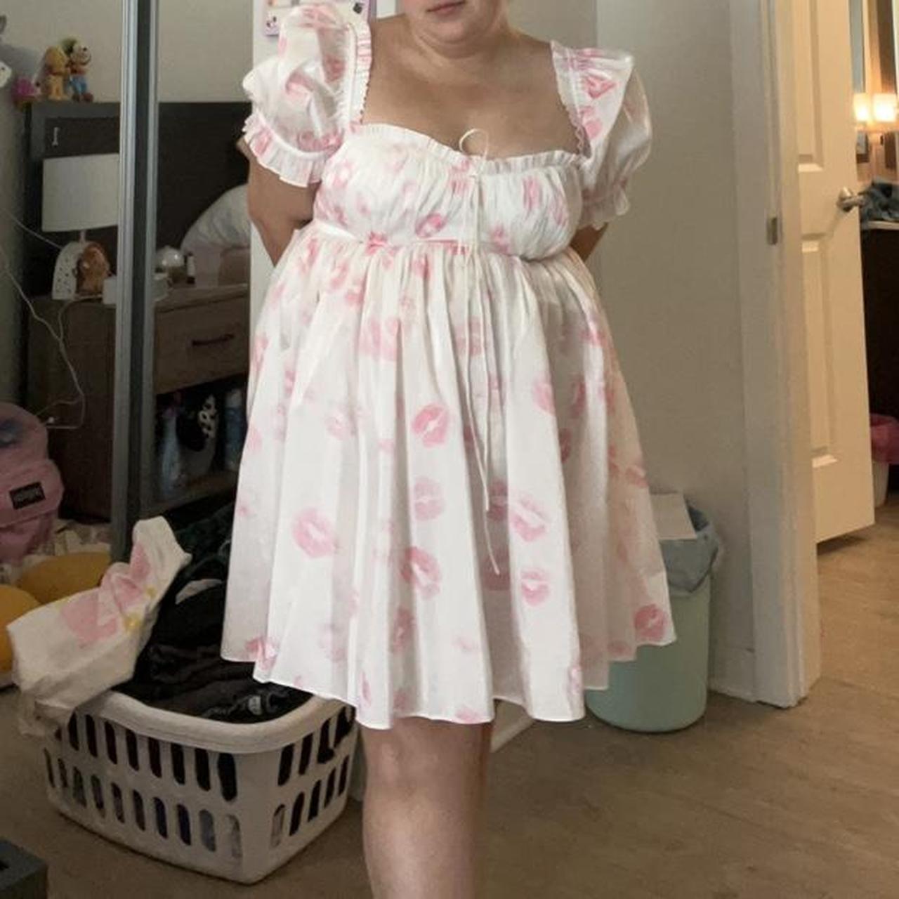 💋 Selkie - kiss on the lips bebe seashell dress 1x... - Depop