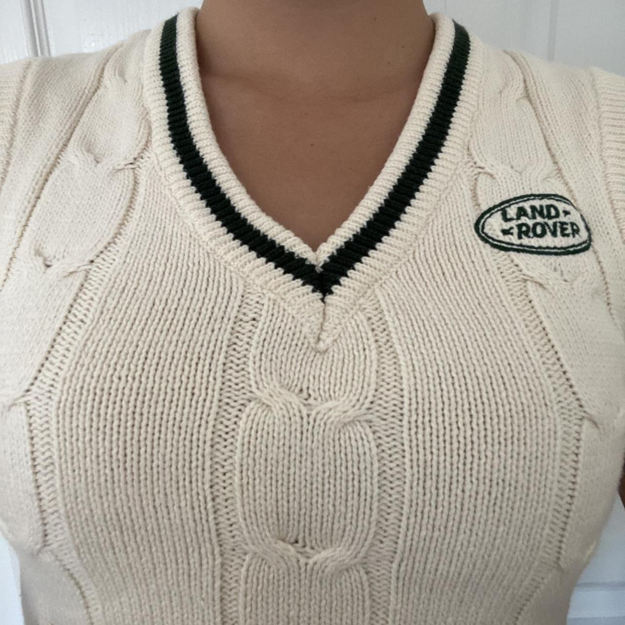 Land Rover Sweater Vest 🐢 Such a cute top that is... - Depop