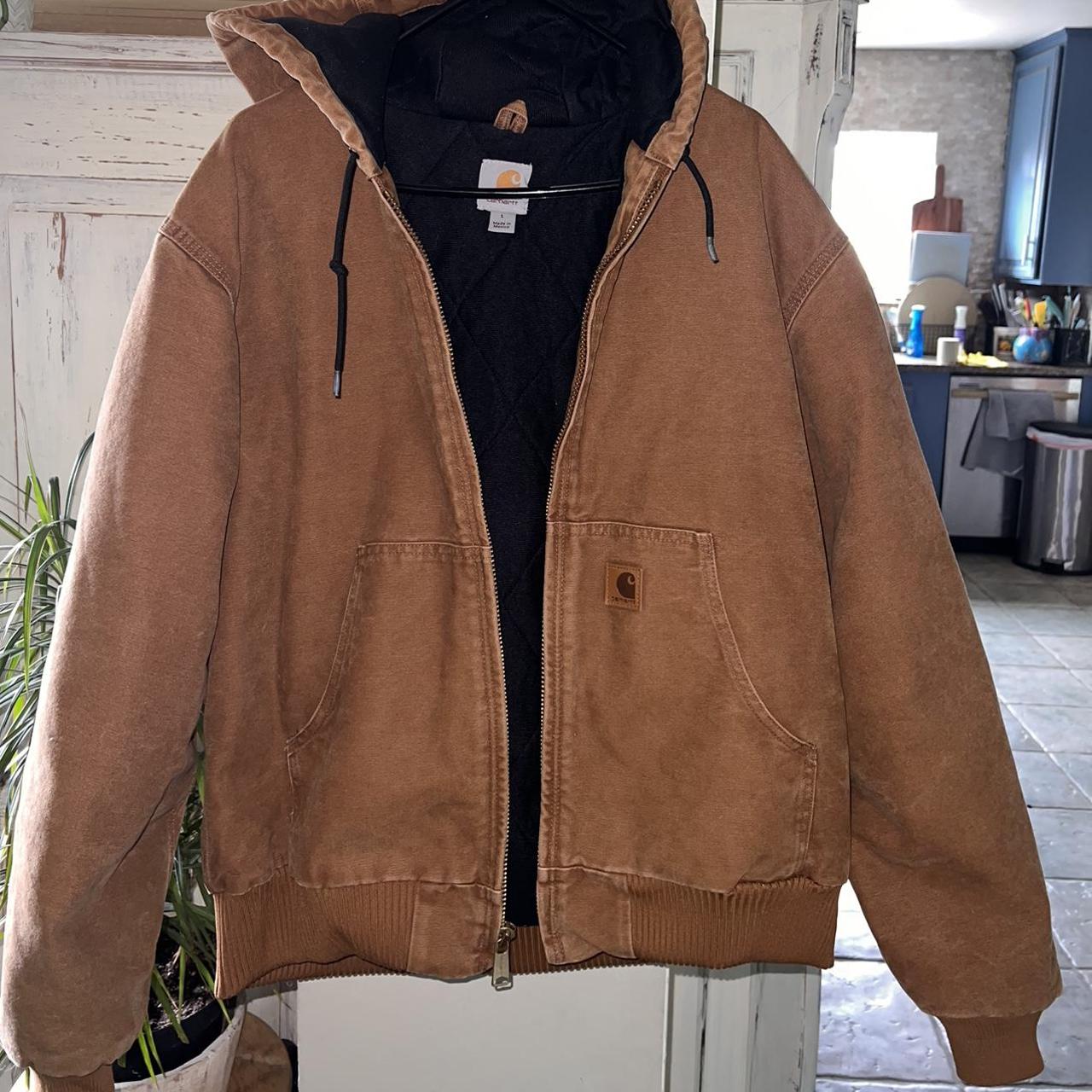Carhartt J130-211 best condition size L in mens... - Depop