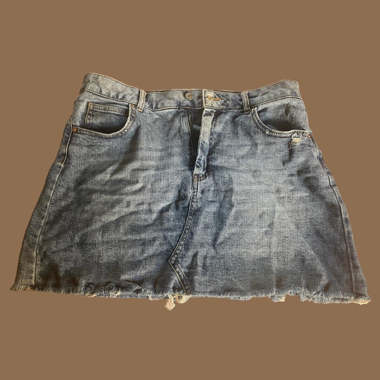 Brand: Wild Fable Size: 14 This denim mini skirt... - Depop