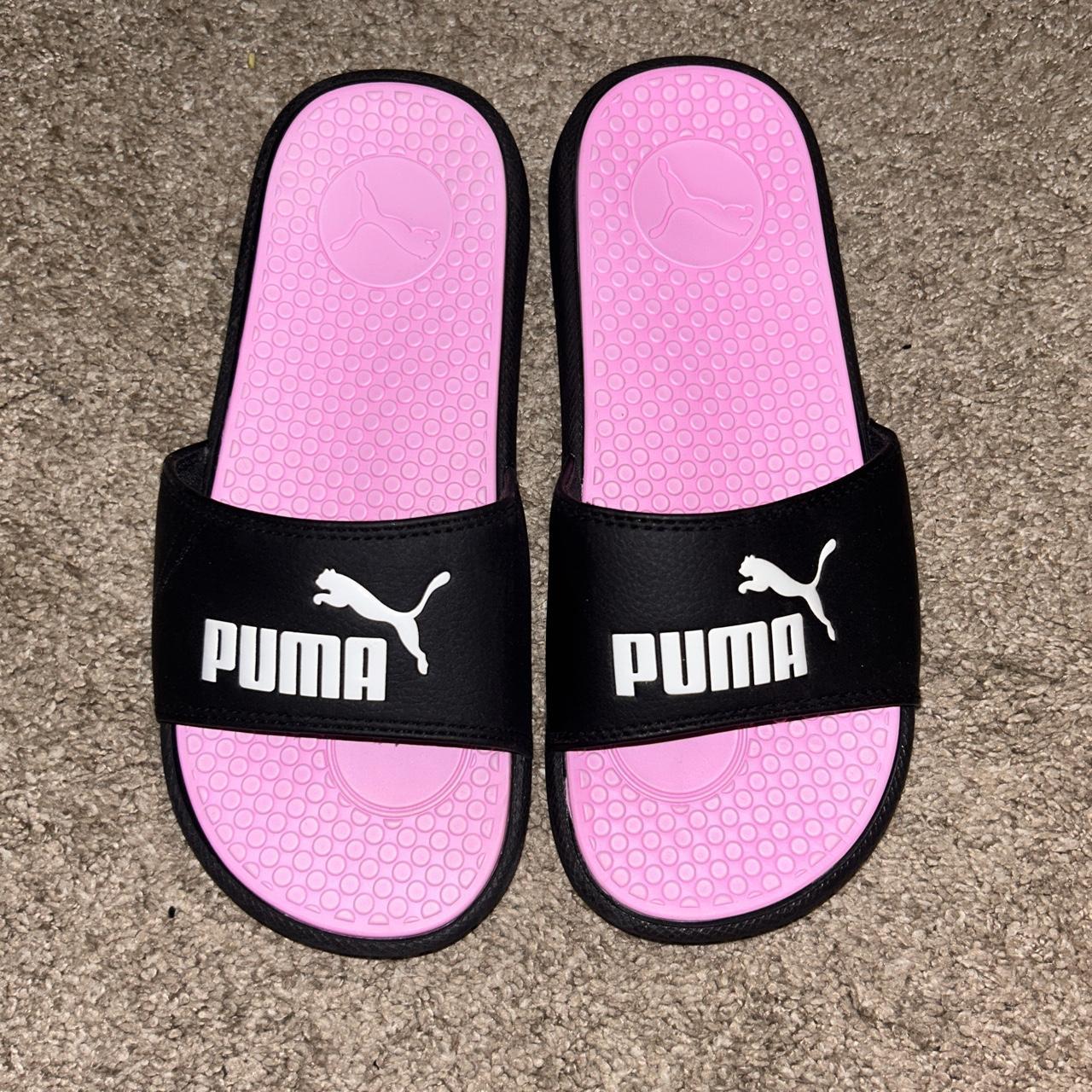 Pink/black puma slides💗 Size 6, can fit a 6.5-7 as... - Depop