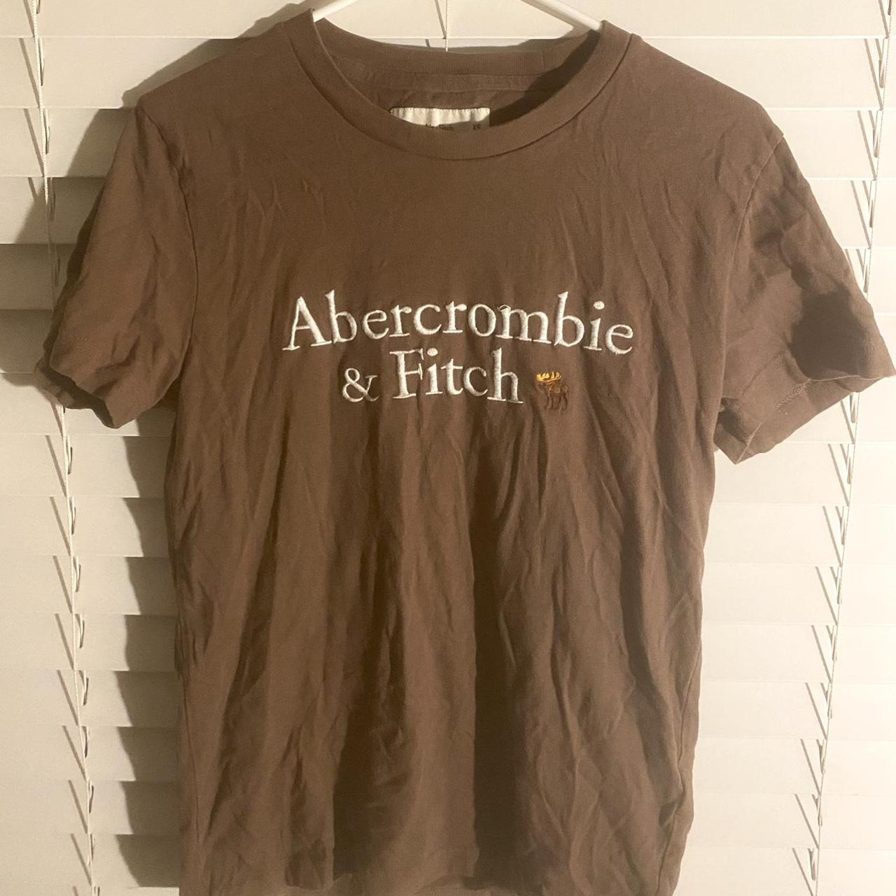 Abercrombie & Fitch brown men’s unisex tshirt only... - Depop