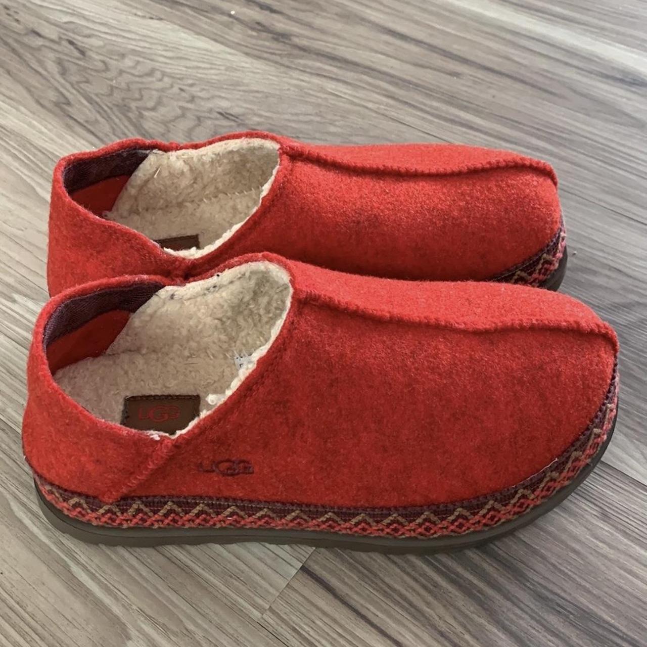 New ugg refelt tasman slipper in red US sz 6, 7, 8,... - Depop