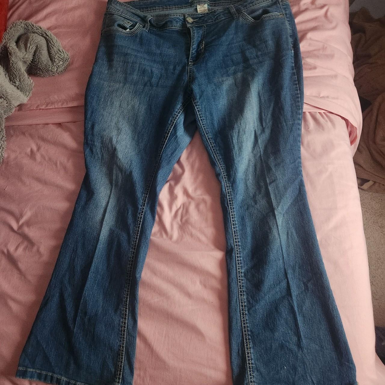 Faded glory flared jeans plus size friendly but... - Depop