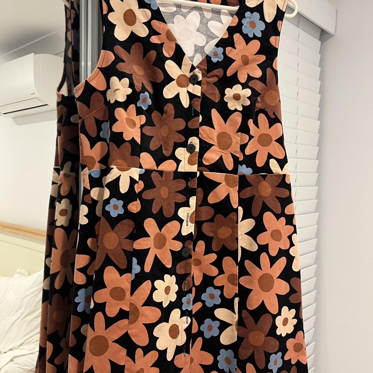 PRINCESS HIGHWAY PINAFORE/DRESS Beautiful print! I... - Depop