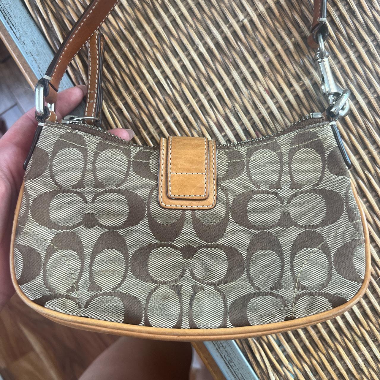 Early 2000s Coach Purse! - she’s been through a lot... - Depop