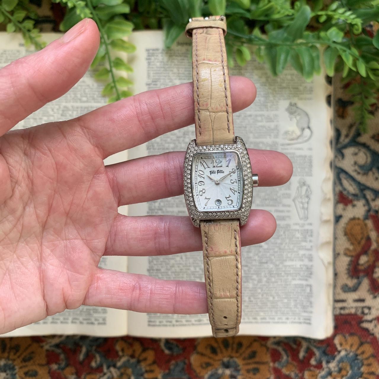 Women's Silver and Tan Watch | Depop