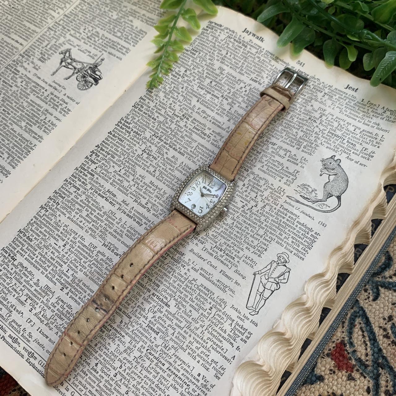 Women's Silver and Tan Watch | Depop