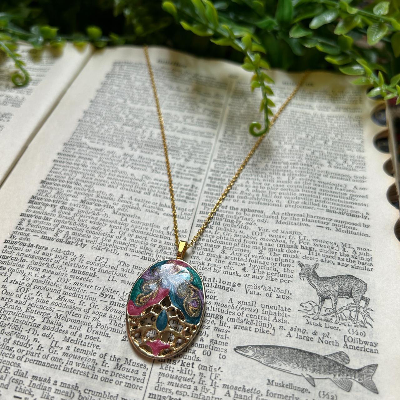 Victorian Pixie Honeycomb Amulet 🥀🕯️🍂 The most... | Depop