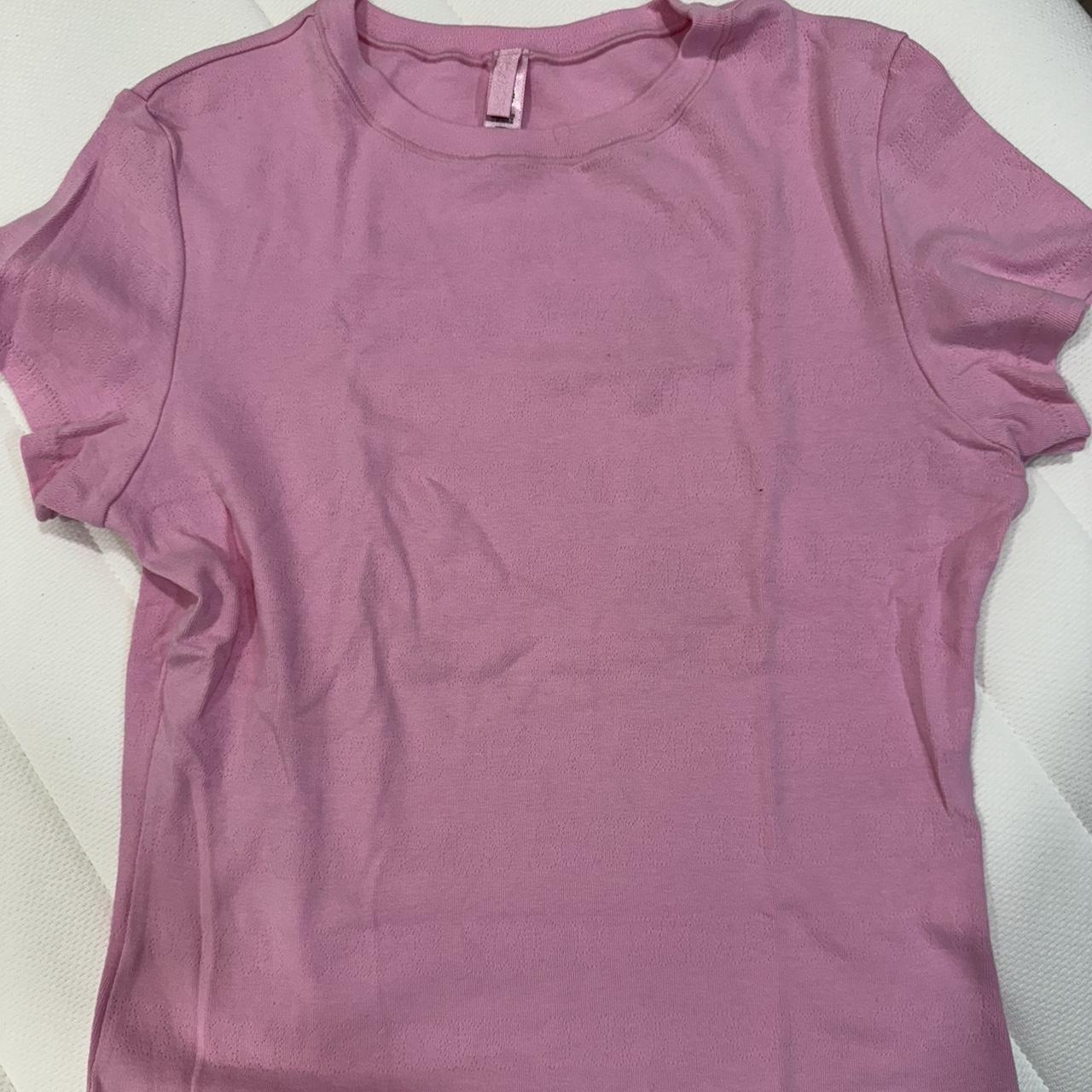bubble gum pink skims shirt size L wore it once - Depop
