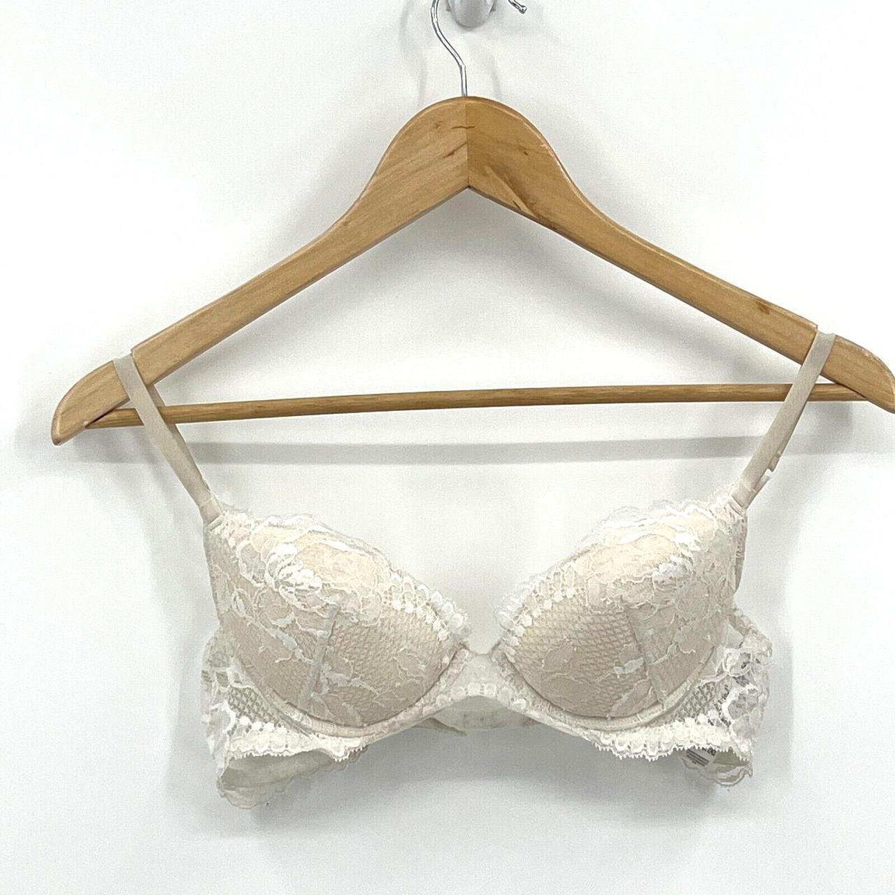 Laperia Bra Women's 30C White Lace Padded Underwired... - Depop