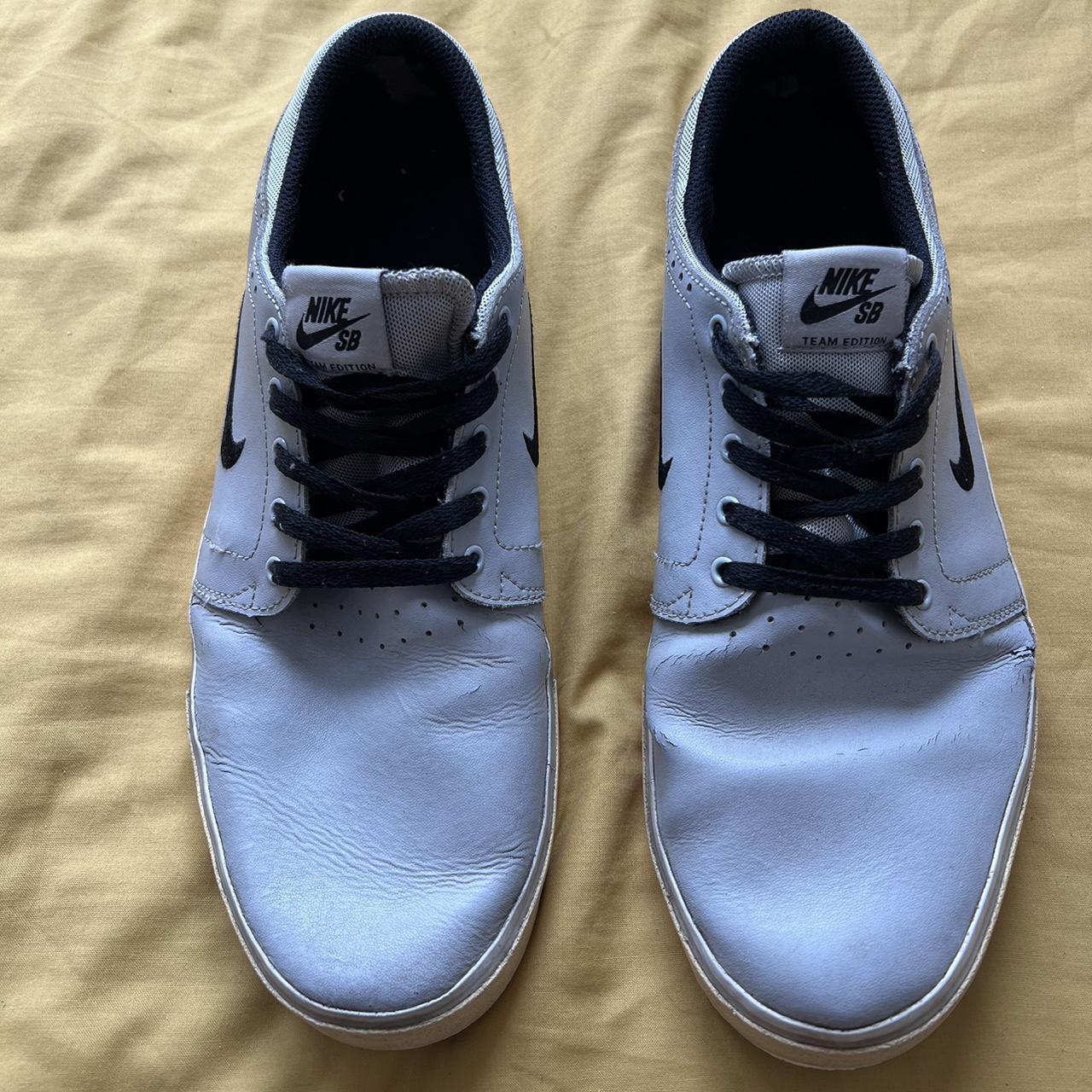 Nike SB Team Edition Skate Strata Grey Black Neo... - Depop