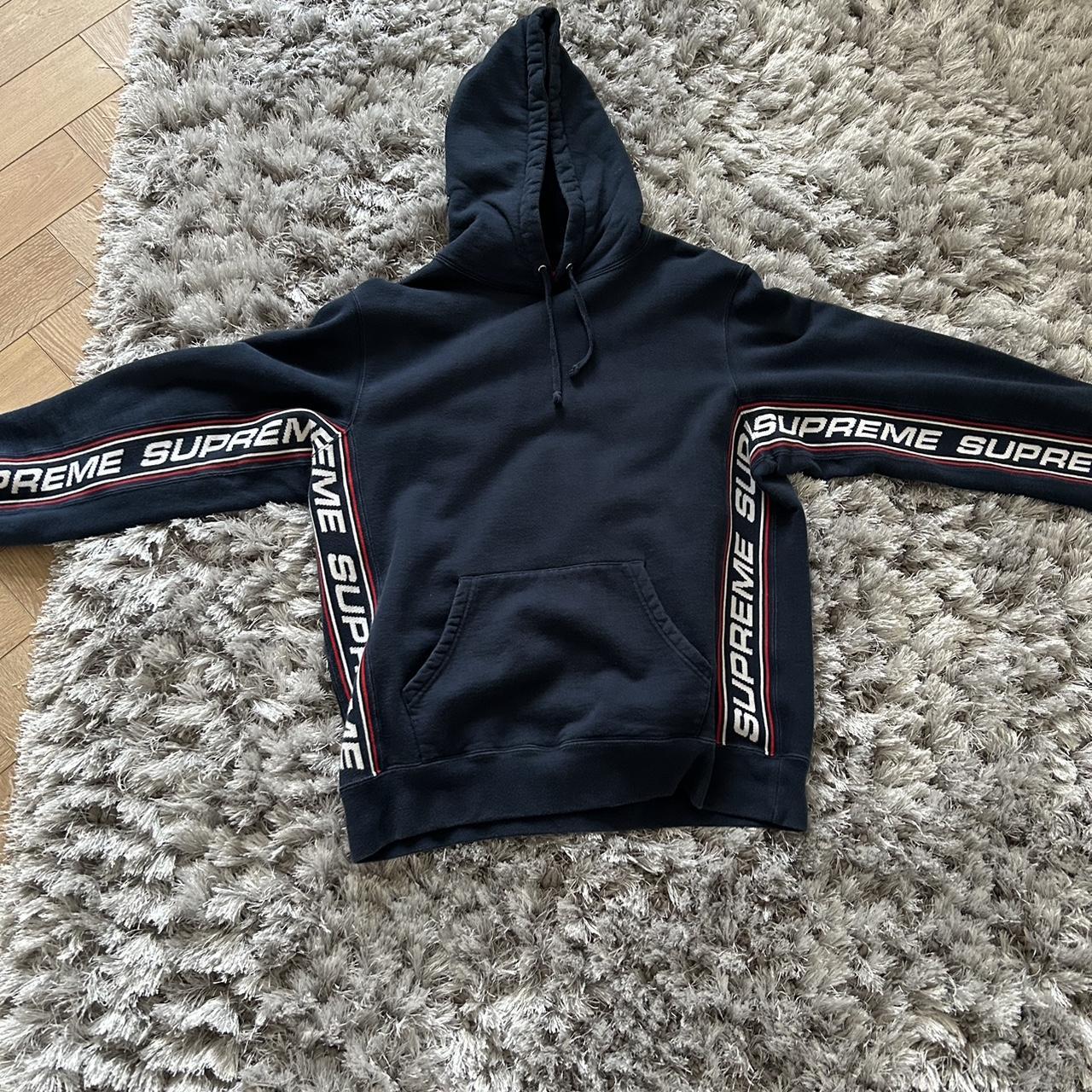 MENS SUPREME HOODIE - SIZE M WORN - LIKE... - Depop