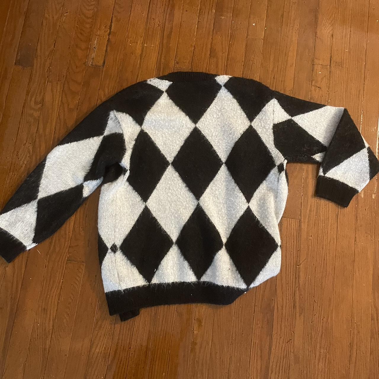 black & white diamond pattern cardigan from h&m... - Depop