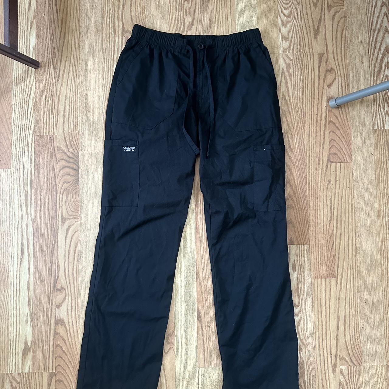 Black Cherokee scrubs with pockets #scrubs #cherokee... - Depop