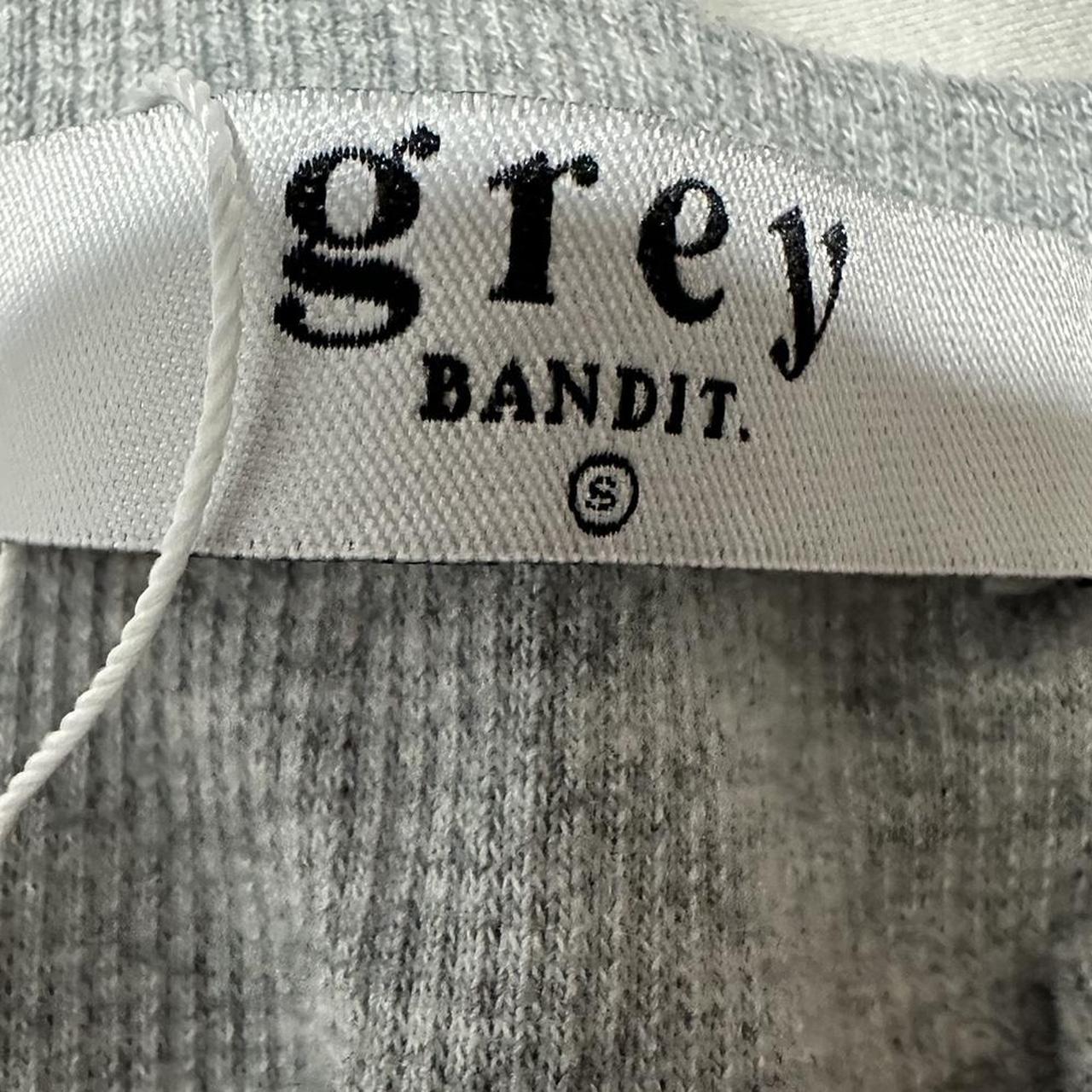 Cute Grey Bandit button up tank Never worn Really cute - Depop