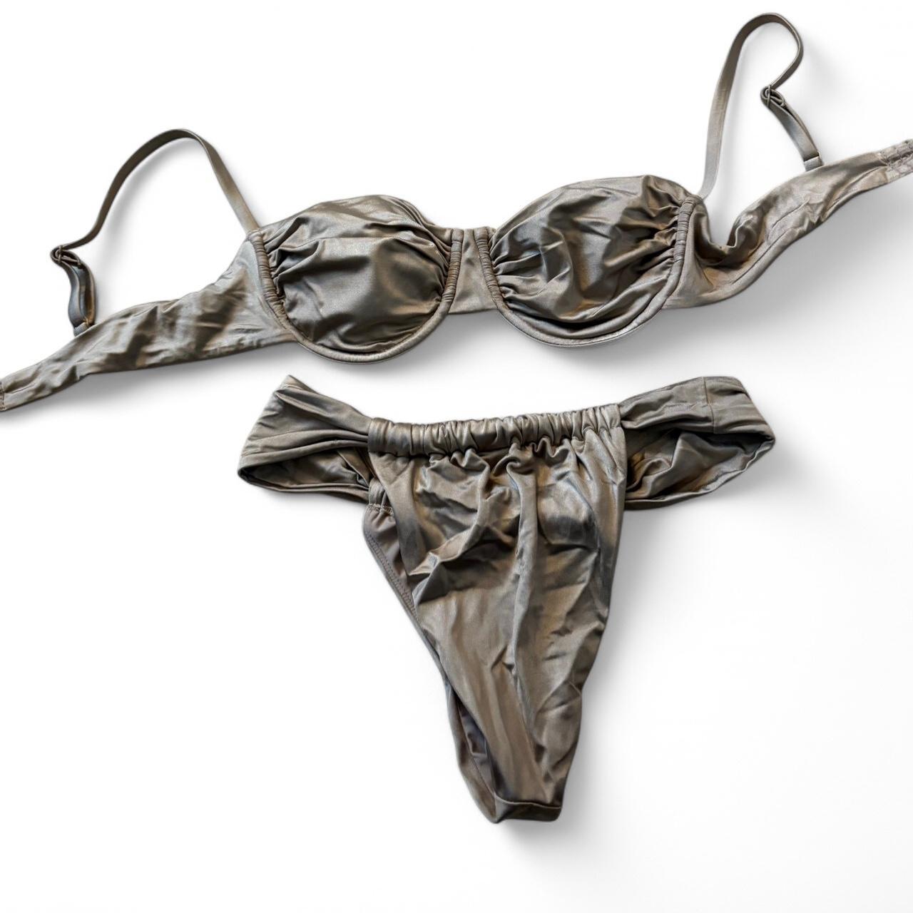 GOOD AMERICAN SILVER METALLIC BIKINI Top Size... | Depop