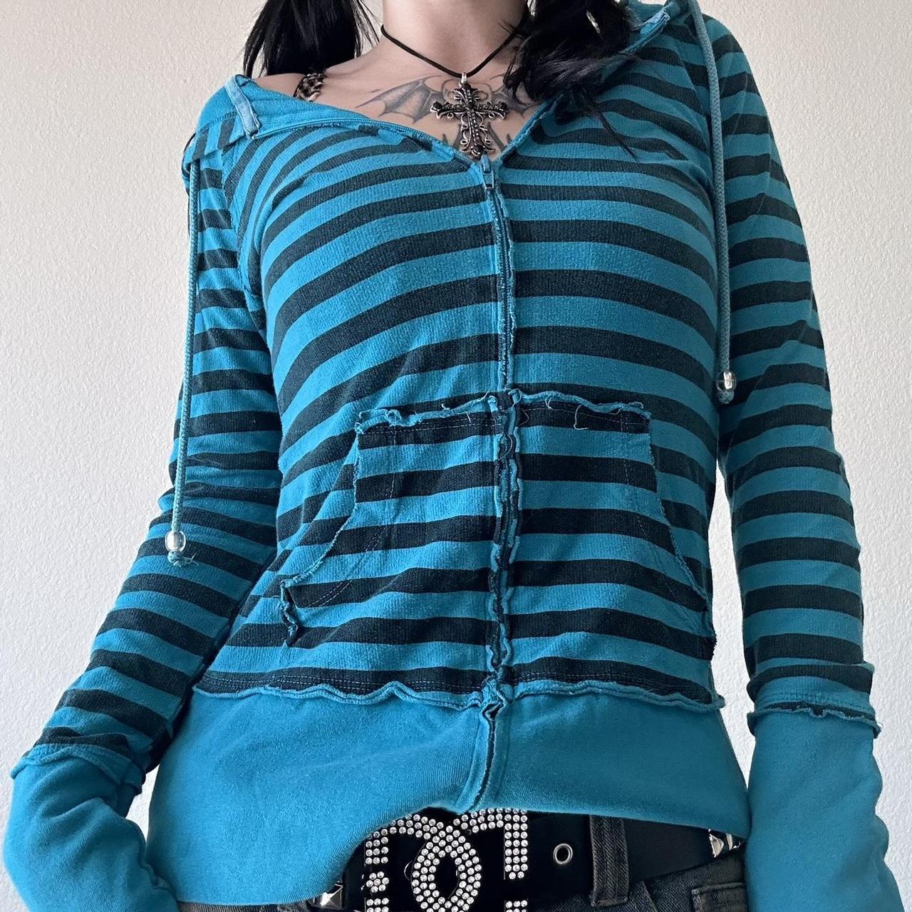 Y2K grunge scene zip up ★ 2000s scene emo style... - Depop