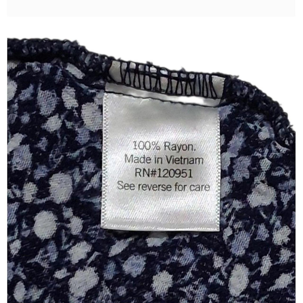 SO Brand Sz. XL Cropped Blue Floral Shirt. Short... | Depop