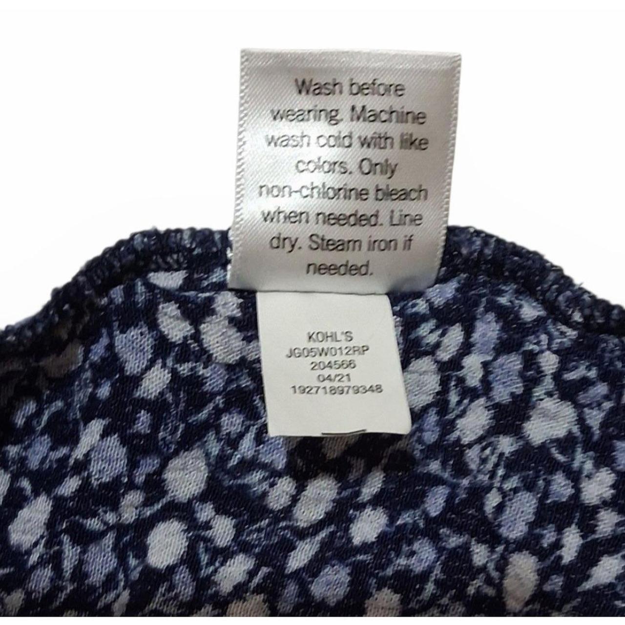 SO Brand Sz. XL Cropped Blue Floral Shirt. Short... | Depop