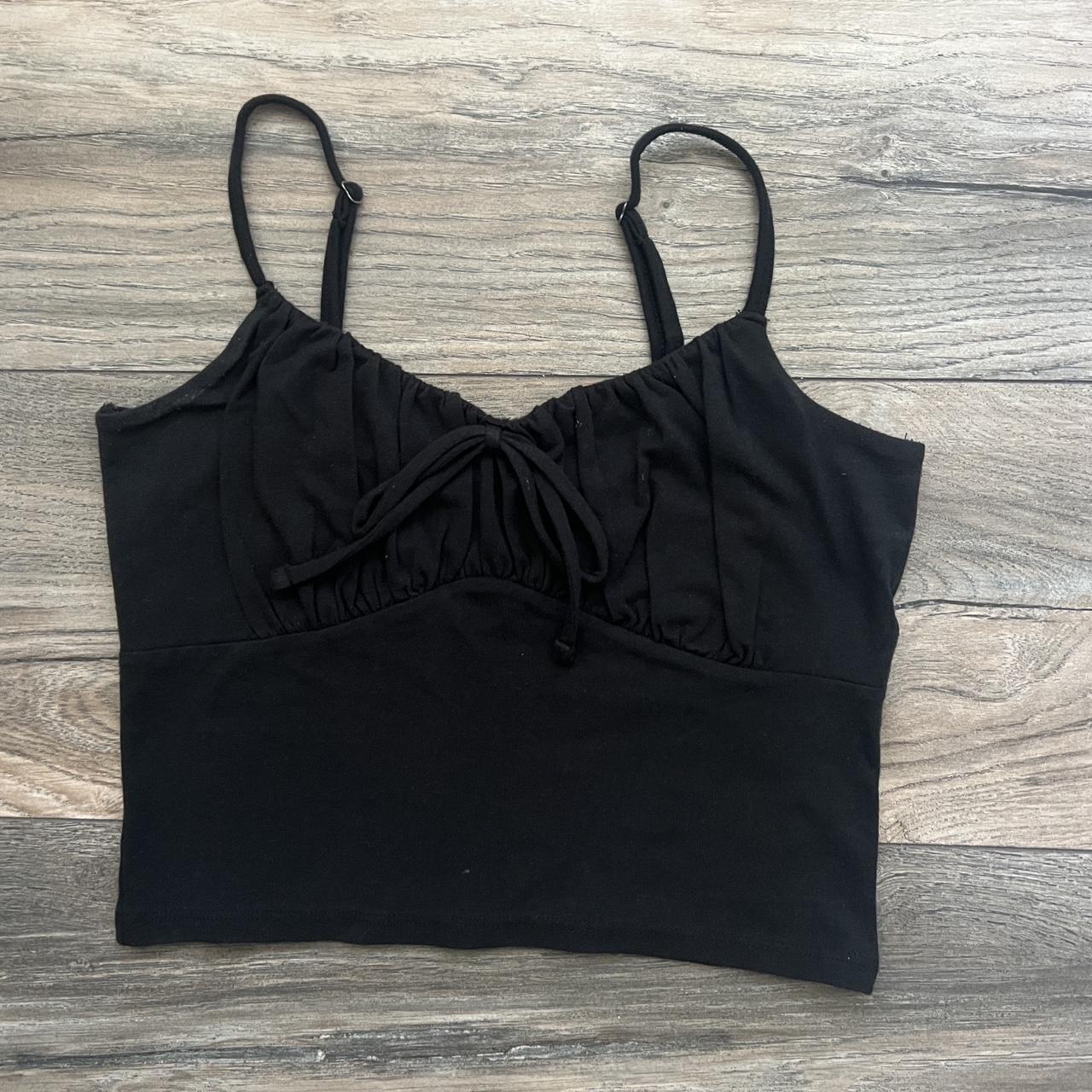 Hollister ruched bust tie front crop top It’s a... - Depop