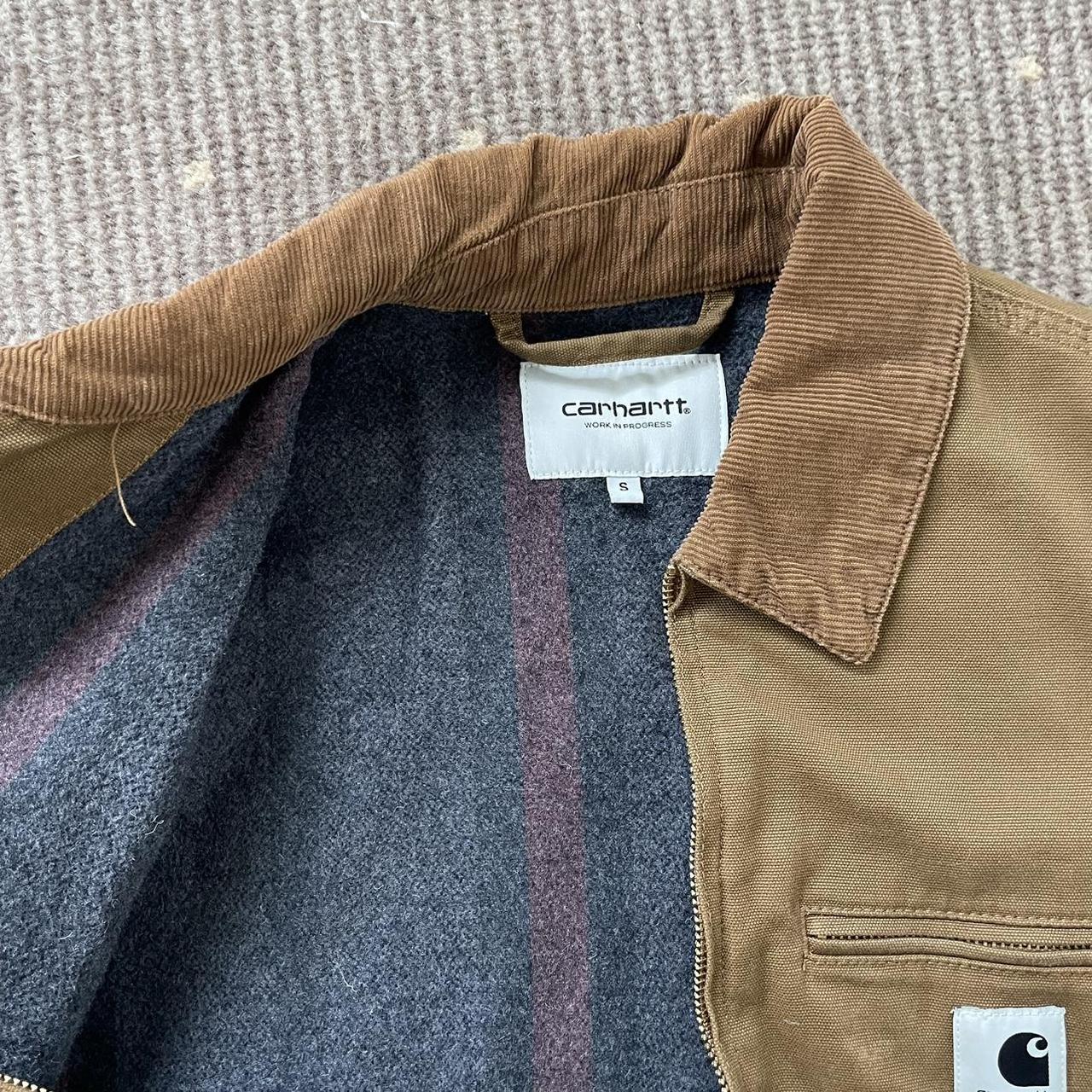 carhartt detroit jacket really thick and warm... - Depop