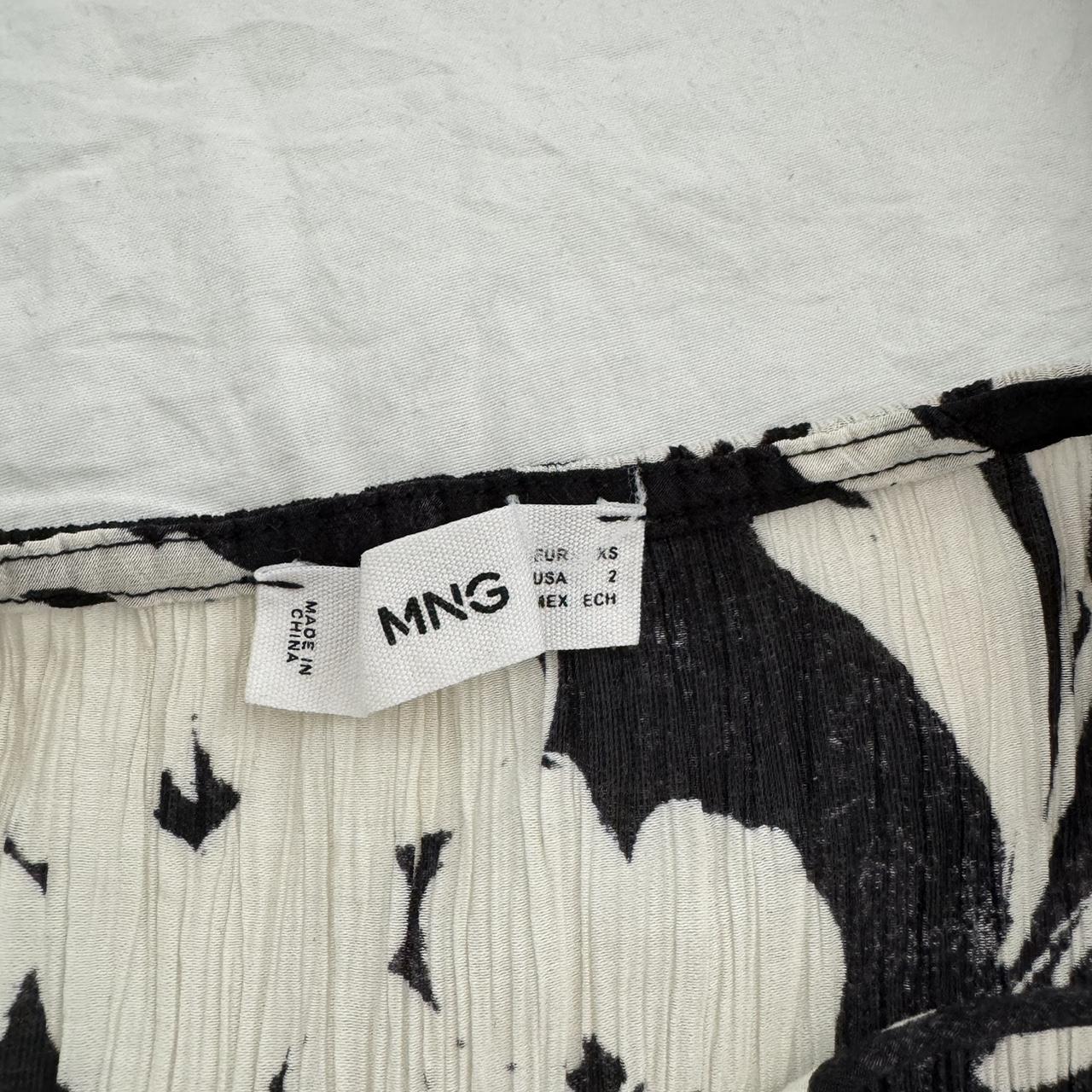 Mango midi dress Size xs Im 5’8 for reference - Depop