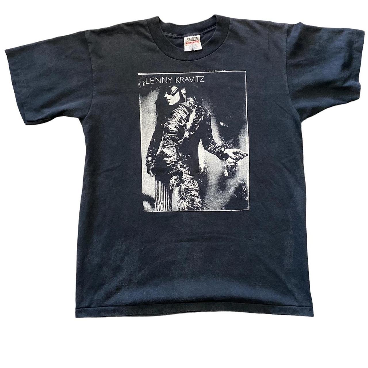 Men's Black and Red T-shirt | Depop