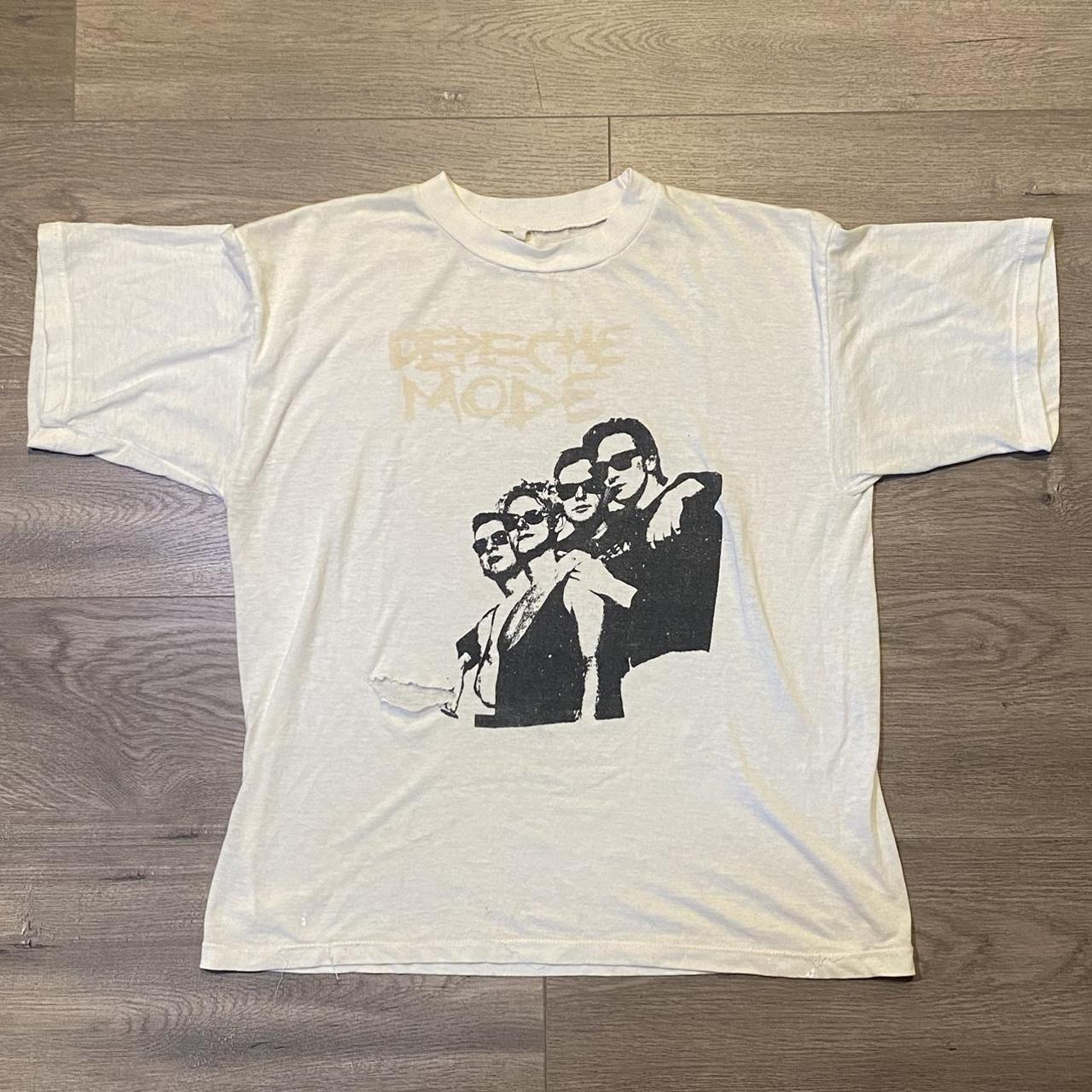 Hanes Men's White and Black T-shirt | Depop