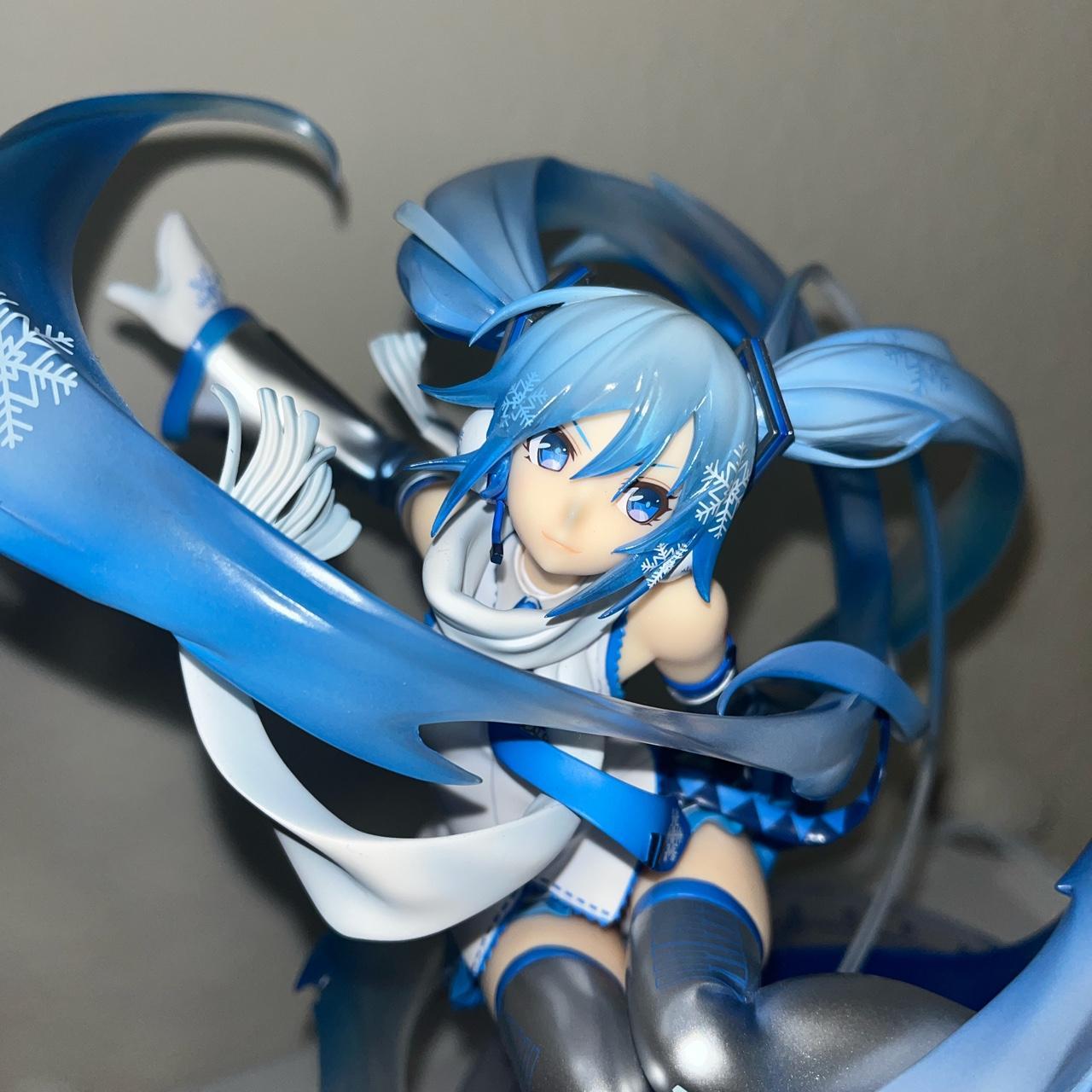 Good smile Snow Miku (1/7 Scale Painted figure) -... - Depop