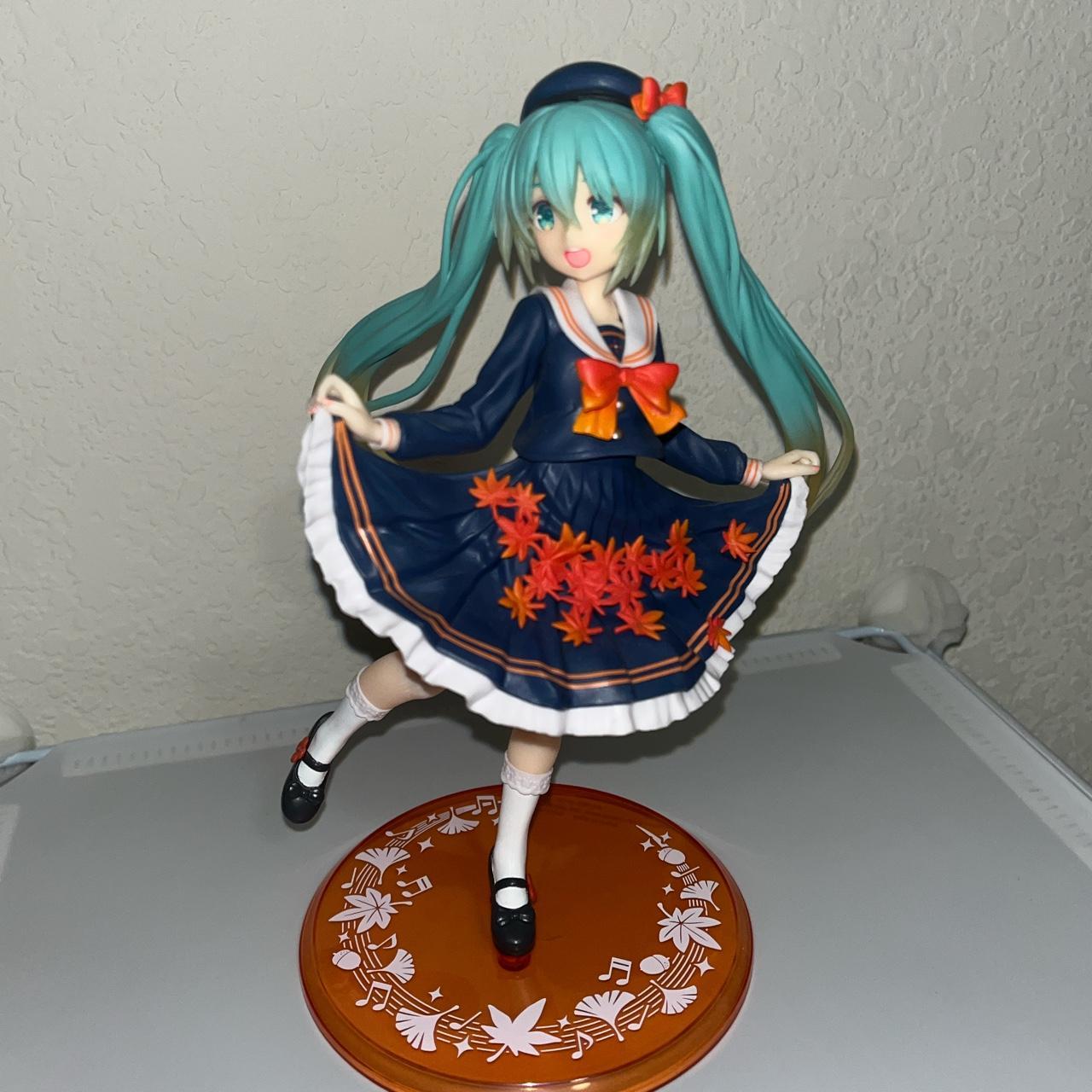 Hatsune Miku 3rd season Autumn ver figure -figure... - Depop