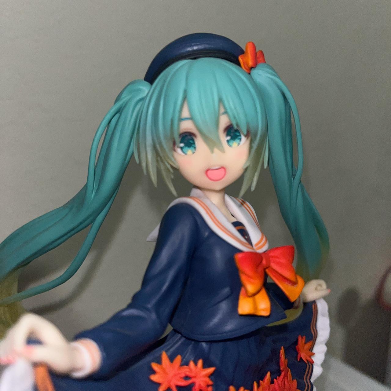 Hatsune Miku 3rd season Autumn ver figure -figure... - Depop