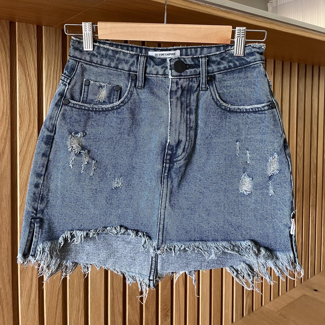 One teaspoon washed out navy denim skirt - Depop