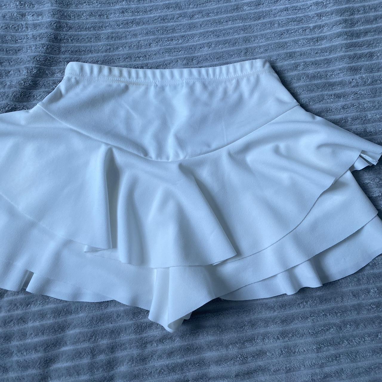 White ruffle skort High waisted Size M Worn once xx... - Depop